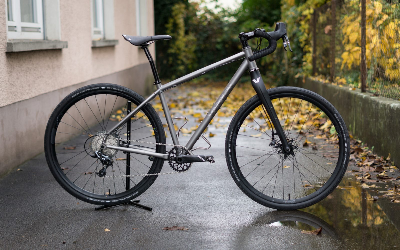 Rock ’n’ Roll - die Geburt des TMX Titan Adventurebike - VPACE Bikes